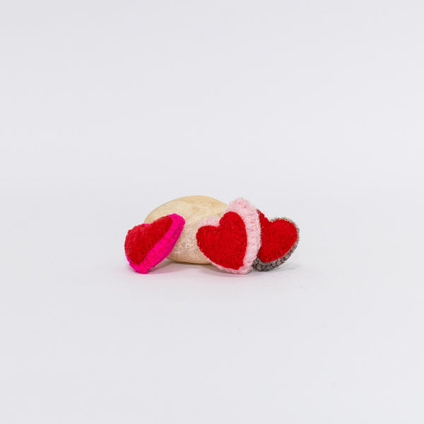 felt heart magnets - one little world